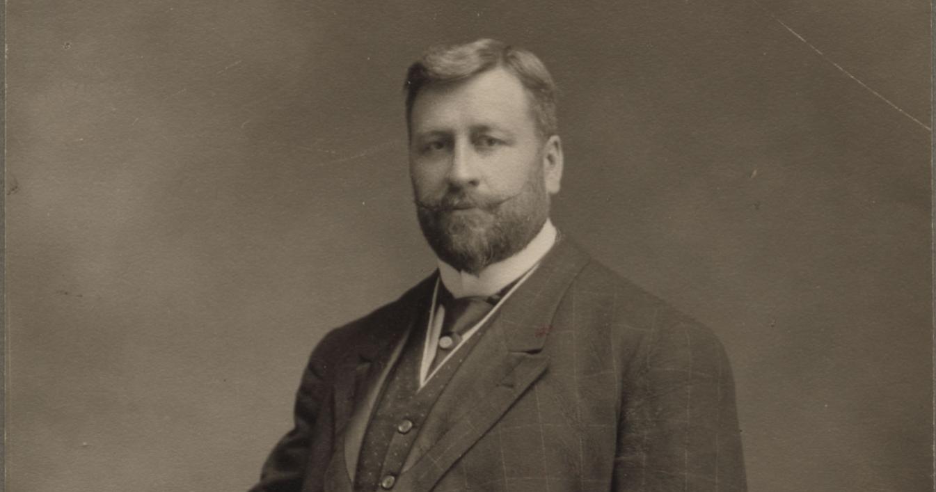 Ucal-Henri Dandurand | Mémoires des Montréalais